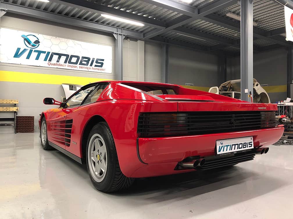 Ferrari Testarossa Out Run | Vitimobis auto care